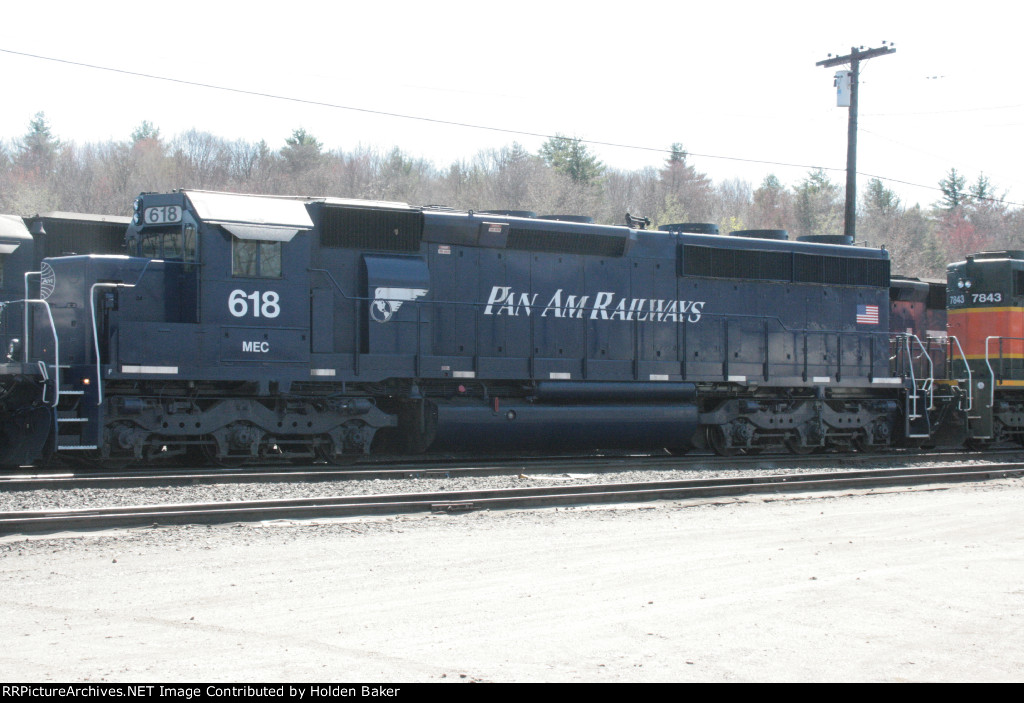 MEC 618 in new PanAm paint